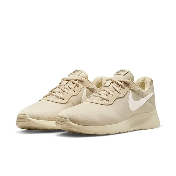 Nike Tanjun Refine Sneakers - Cream