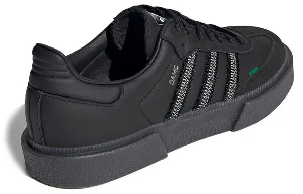 Adidas Oamc X Type O-8 'triple Sneakers - Black