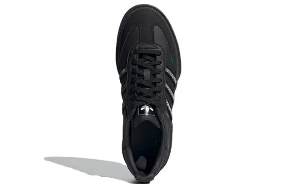 Adidas Oamc X Type O-8 'triple Sneakers - Black