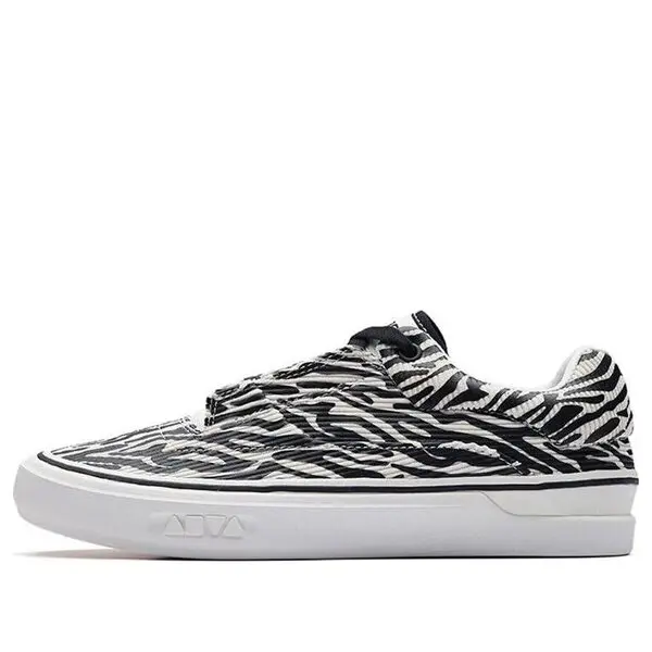 ANTA Md Skate Shoes - Ivory/black