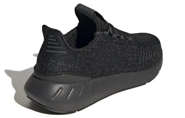 Adidas Originals Swift Run 22 Sneakers - Black