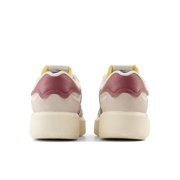NEW BALANCE Ct302 Sneakers - White/beige/red