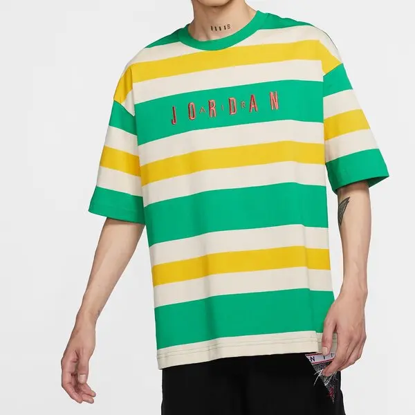JORDAN Sport Dna Hbr Short Sleeve Top - Green/red