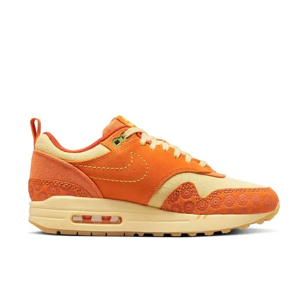Nike Max 1 "somos Familia" Sneakers