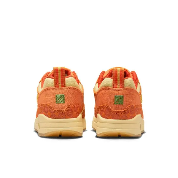 Nike Max 1 "somos Familia" Sneakers