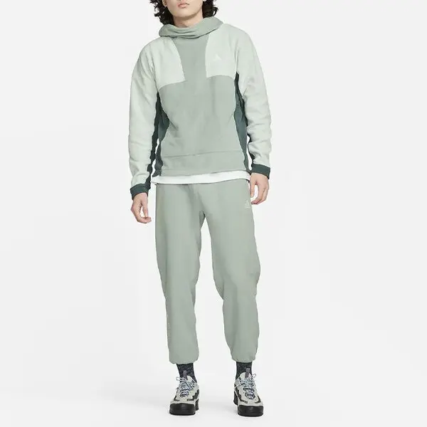 Nike Therma Fit Wolf Tree Pullover