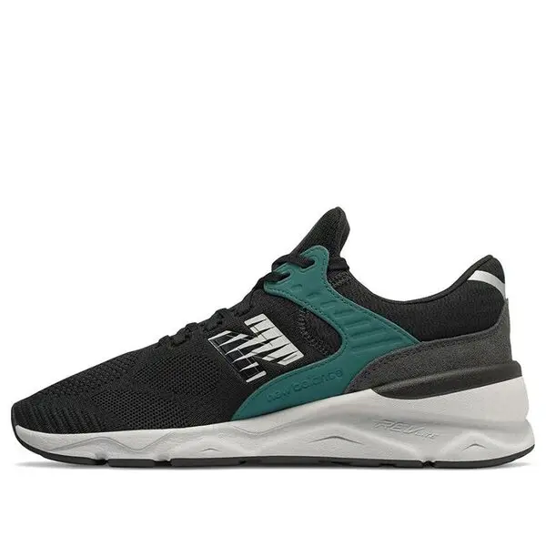 NEW BALANCE X-90 Sneakers - Black
