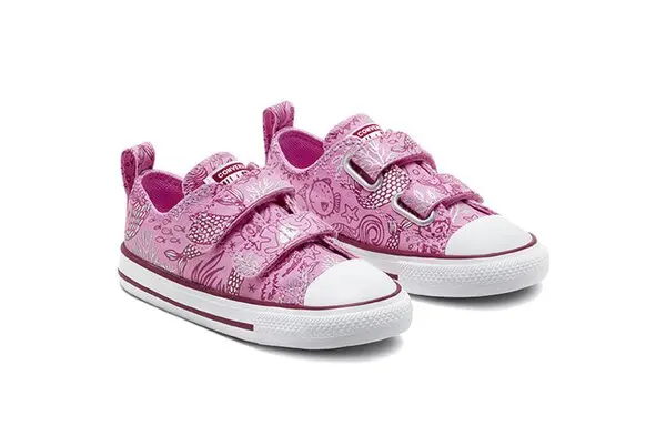 CONVERSE Chuck Taylor All Star Low Top Sneakers