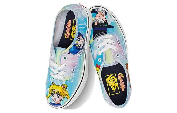 VANS Sailor Moon X Authentic "pretty Guardian & Tuxedo Mask" Sneakers