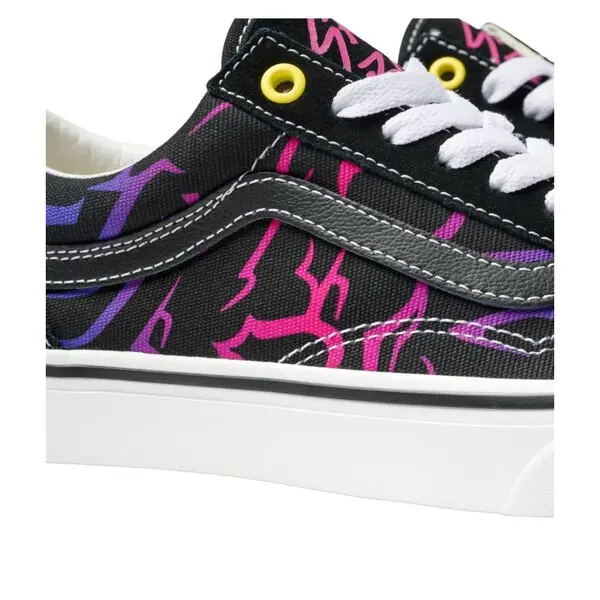 VANS X Kpop Demon Hunters Old Skool Sneakers - Black/pink
