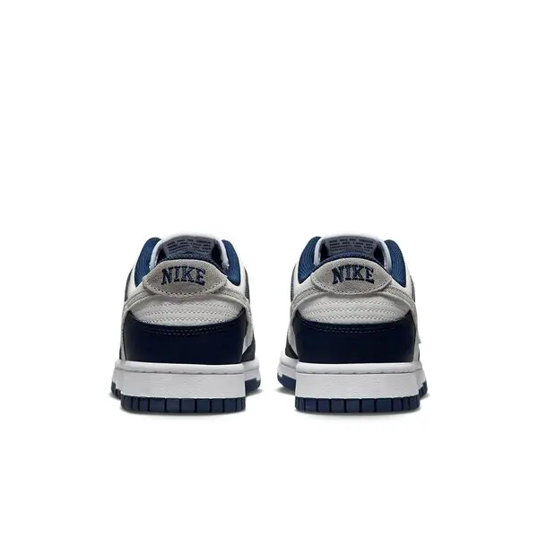 Nike Dunk Low Sneakers