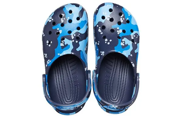 CROCS Classic Printed Clogs