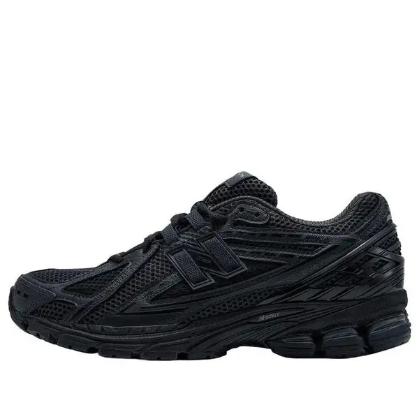 NEW BALANCE X Comme Des Garcons Homme 1906r Sneakers - Black
