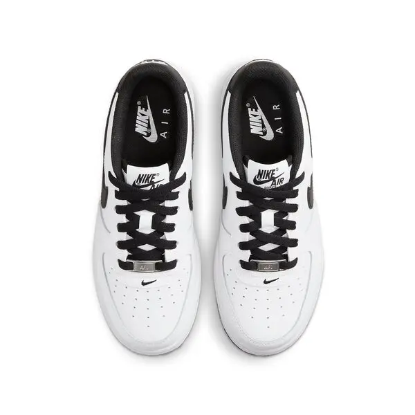 Nike Force 1 '06 Low Top Sneakers - White/black