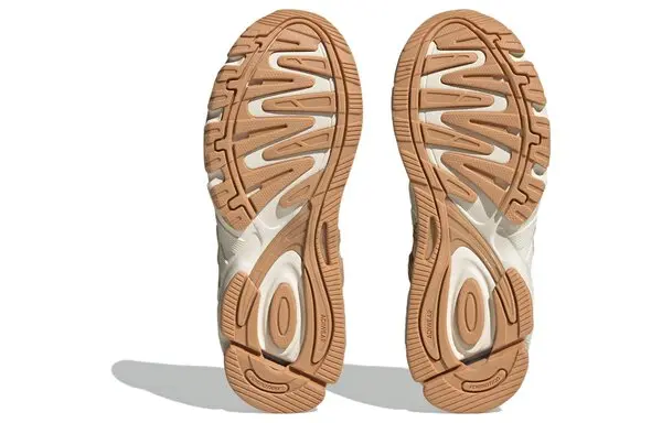Adidas Response Cl Sneakers - Owhite/sanstr/gum