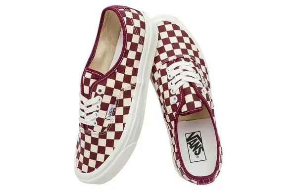 VANS Style 44 Checked Low Top Sneakers - White/red
