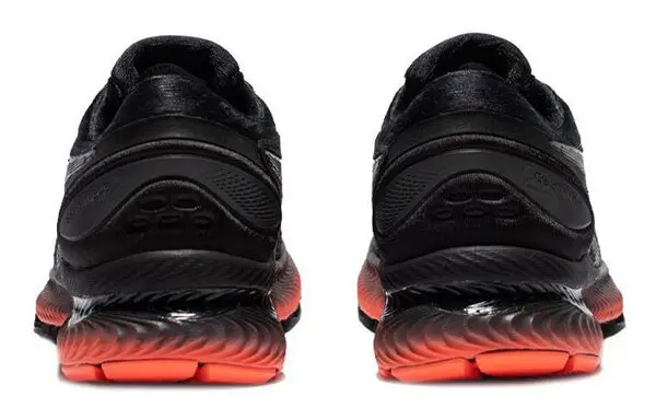 Asics Gel-nimbus 22 Lite-show Athletic Shoes - Black