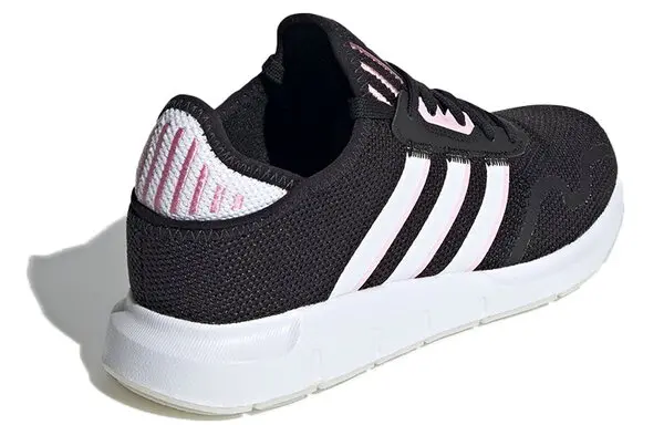 Adidas Swift Run X Sneakers