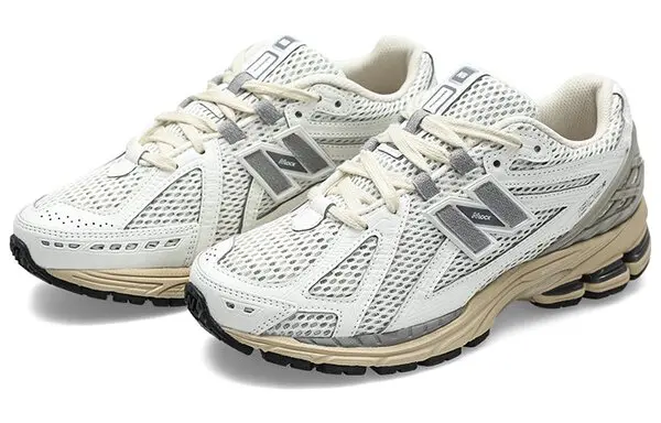 NEW BALANCE 1906r Sneakers - White/gray
