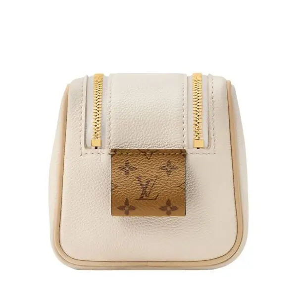 LOUIS VUITTON Dopp Kit