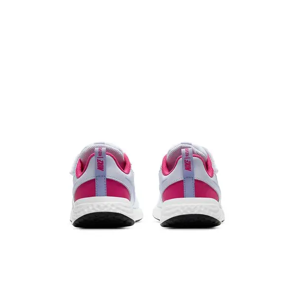 Nike Revolution 5 Sneakers