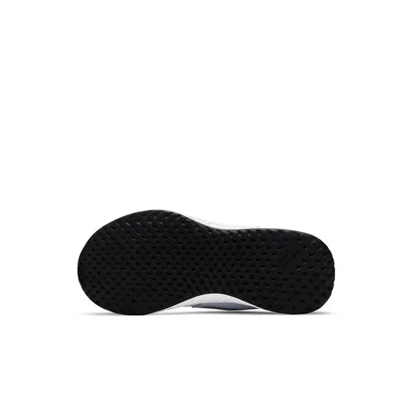 Nike Revolution 5 Sneakers