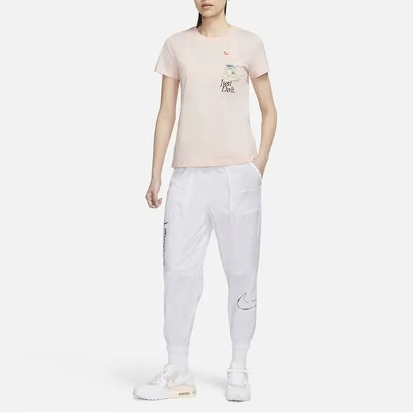 Nike Pocket T-shirt