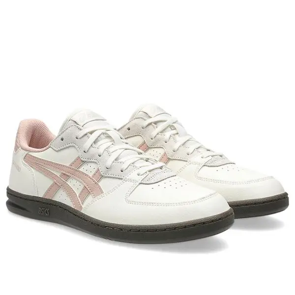 Asics Skyhand Og Low Top Sneakers - Cream/maple Sugar