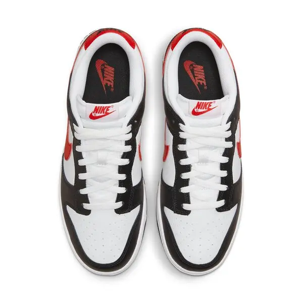 Nike Dunk Low Sneakers