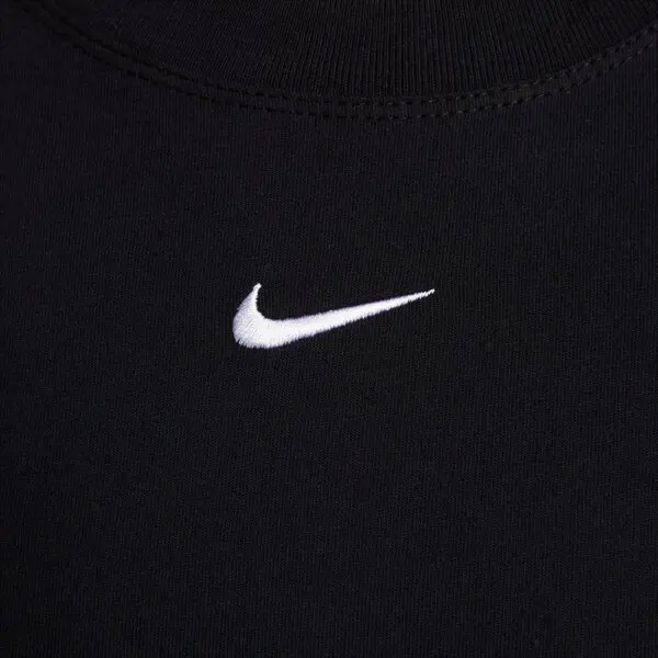 Nike Small Swoosh T-shirt - Black/white