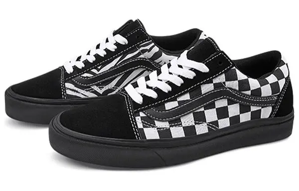 VANS Comfycush Old Skool Mixed Media Sneakers - Black/white