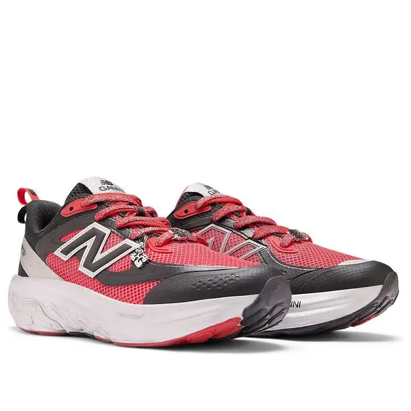 NEW BALANCE X Ganni Fresh Foam Trainer - Red/black