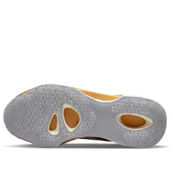 Nike Spark Flyknit Low Top Sneakers - Gray