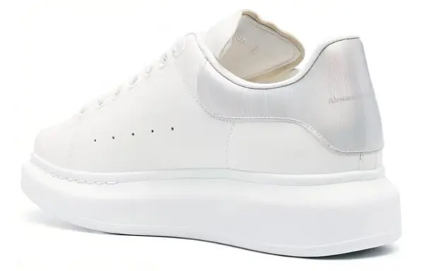 Alexander McQueen Oversized Sneakers - White/silver