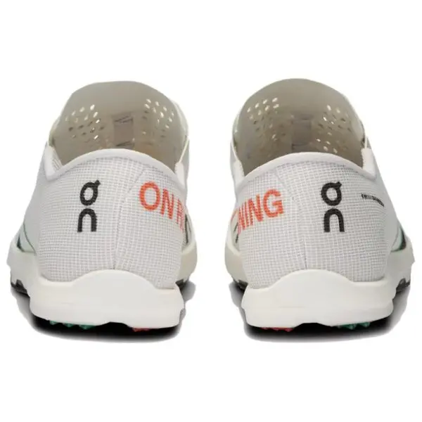 On Cloudspike Xc Running Spikes