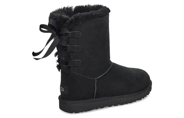 UGG Short Bow Stiefel Fleece Lined Boots - Black
