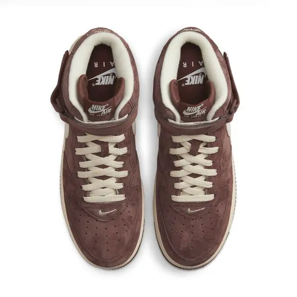 Nike Force 1 Mid Sneakers