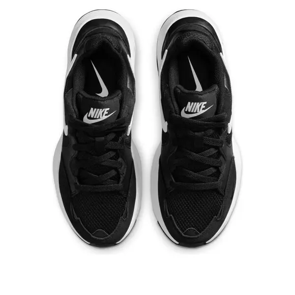 Nike Max Fusion Low Top Sneakers - Black/white