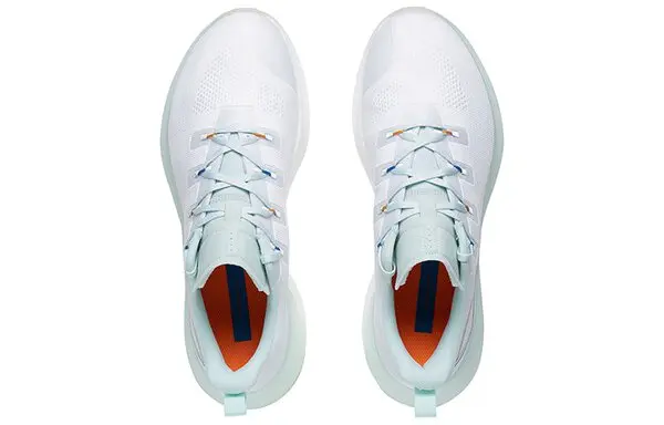 LI-NING No Boundaries 4 Sneakers