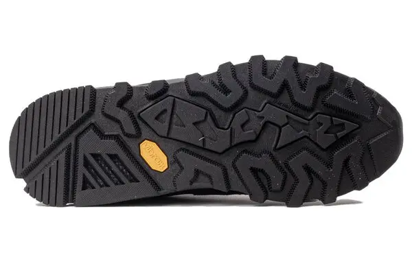 NEW BALANCE 580 Gore-tex Sneakers - Black/grey