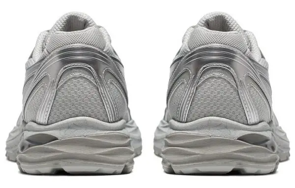 Asics Gel-flux 4 Cn Sneakers - Grey/silver