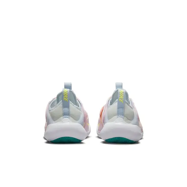 Nike Flex Advance Sneakers