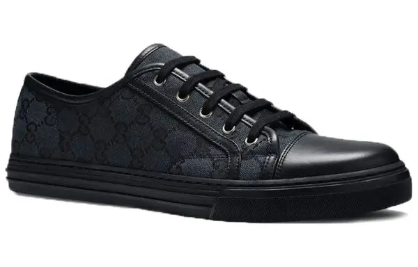 Gucci Gg Canvas Low Top Sneakers