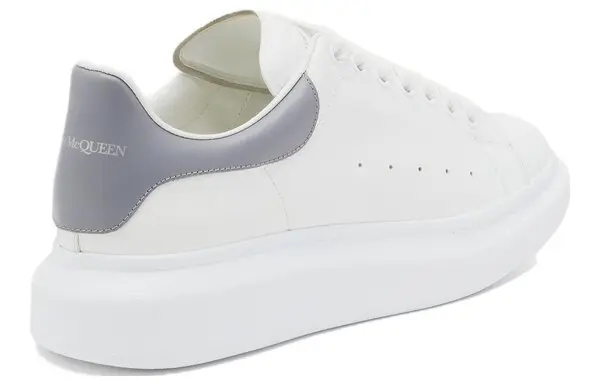 Alexander McQueen Larry Sneakers - White/grey