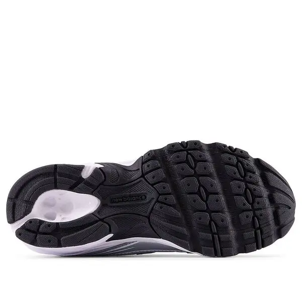 NEW BALANCE 740 Bungee Lace Sneakers