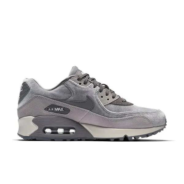 Nike Max 90 Deluxe Sneakers