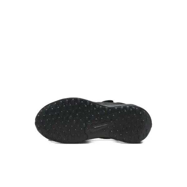 Nike Revolution 7 Sneakers