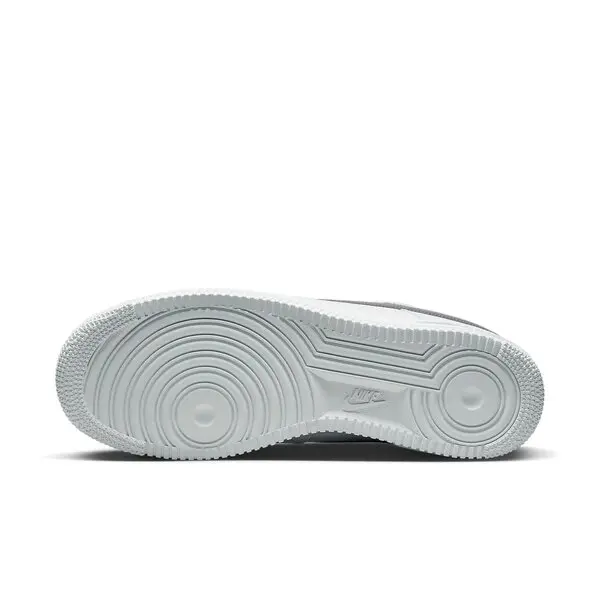 Nike Force 1 '07 Lv8 Ut Low Top Sneakers