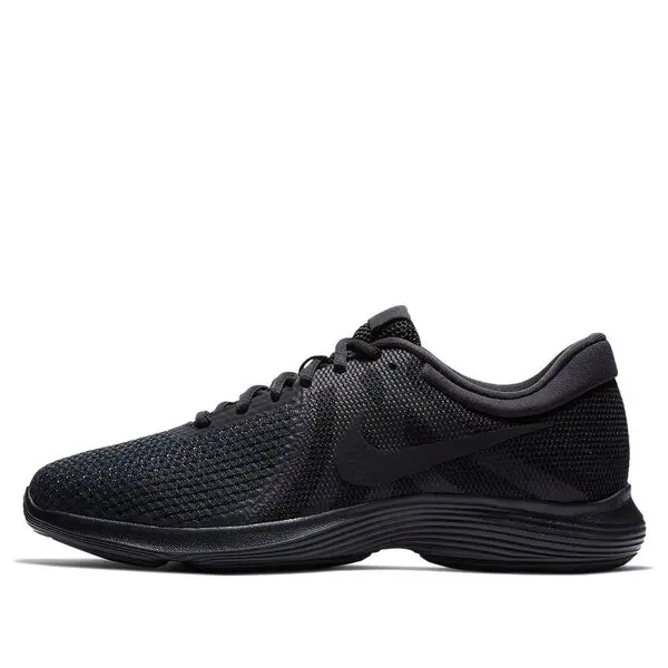 Nike Revolution 4 - Black