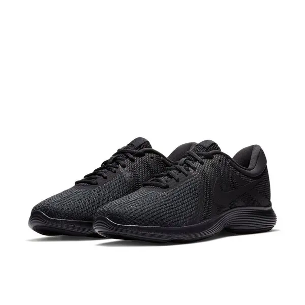 Nike Revolution 4 - Black